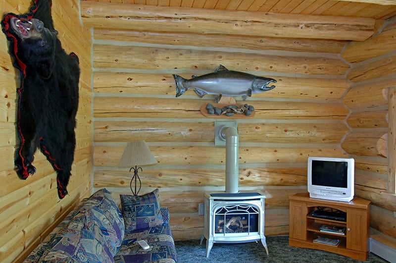 Stay in a Rustic Alaskan Cabin with Private Baths and a Full Kitchen